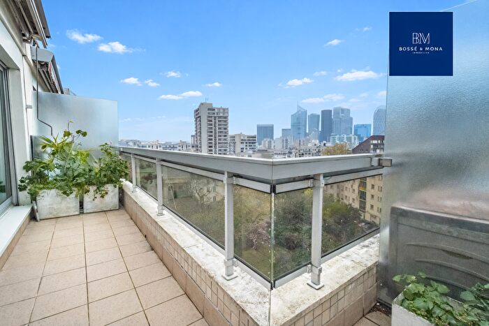 Courbevoie, Hôtel de ville : Appartement 4 pièces à vendre