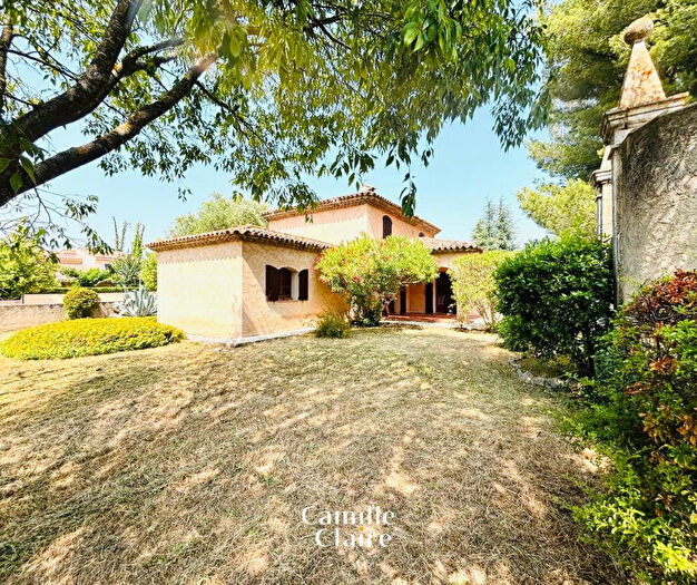 Aix-en-Provence, Puyricard, Célony : Maison 4 pièces à vendre
