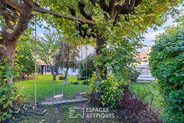 Maison à vendre - Mantes-la-Jolie, Centre-ville - 11 pièces - 6 chambres