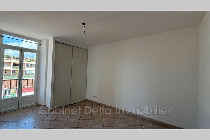 Appartement à louer - Centre Ouest, Ollioules - 2 pièces - 1 chambre