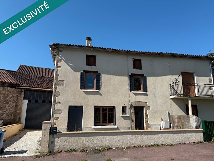 Maison à vendre - Veyrac - 5 pièces - 3 chambres