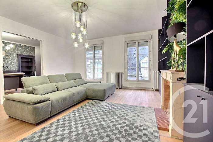 Appartement à vendre - Blois, Centre-ville - 5 pièces - 3 chambres