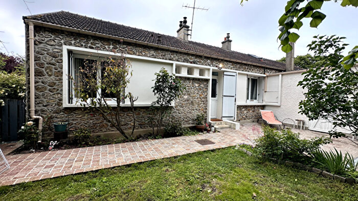 Maison 4 pièces à vendre à Évry, Village