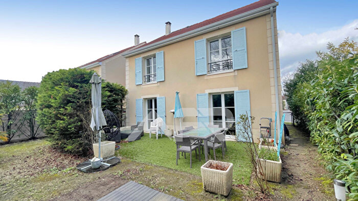 Maison à vendre - Chatou, Est - 6 pièces - 4 chambres