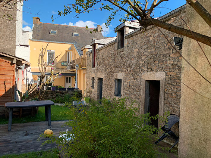 Maison à vendre - Muzillac - 8 pièces - 6 chambres