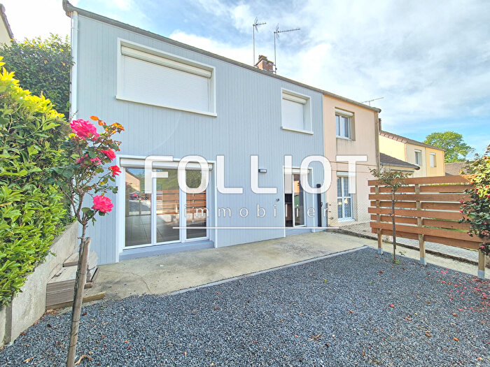 Maison à louer - Saint-Lô, Est - 5 pièces - 4 chambres