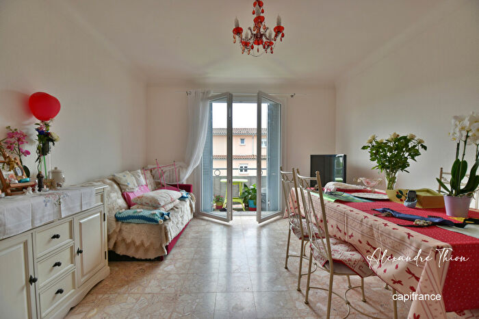 Appartement 4 pièces à Ambérieu-en-Bugey, Centre-ville, à vendre