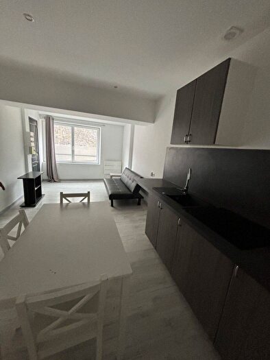 Nord Est, Avesnes-sur-Helpe : Appartement 2 pièces à louer