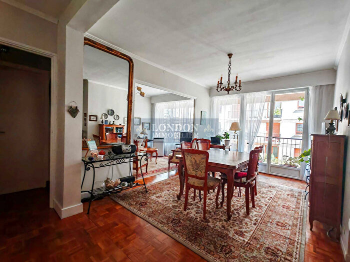 Appartement 4 pièces à vendre à Versailles