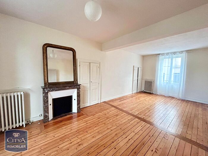 Maison à louer - Le Mans, Washington - 8 pièces - 7 chambres