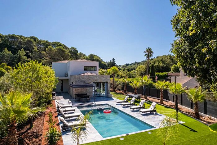 Maison 5 pièces à vendre à Mougins, Saint-Martin, Jylloue