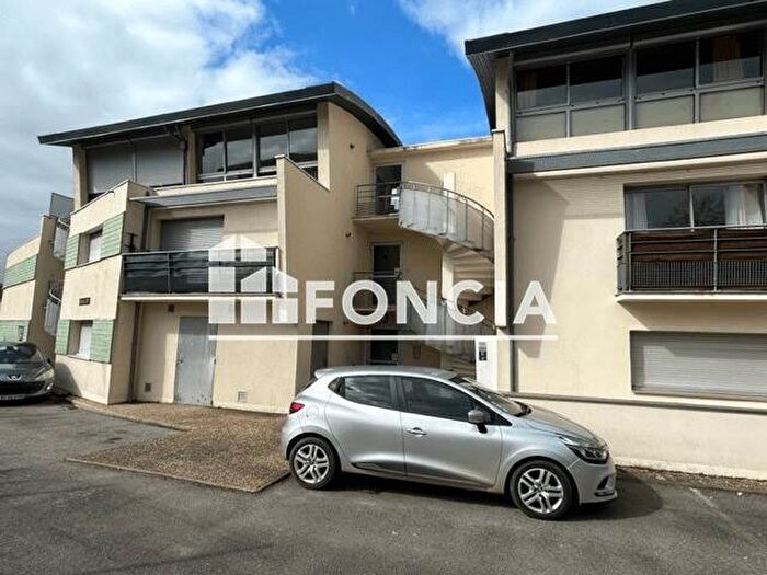 Appartement à louer - Montbernage-Pont Neuf, Poitiers - 1 pièce