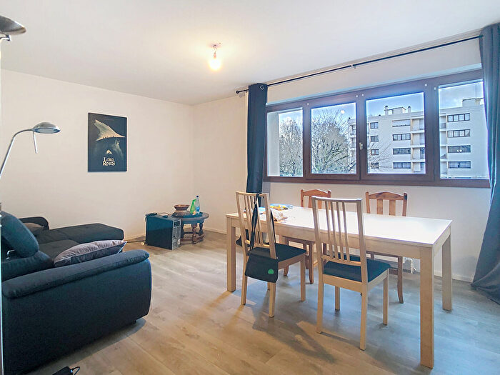 Appartement à louer - Gradignan, Saint-Géry, Favard - 4 pièces - 3 chambres