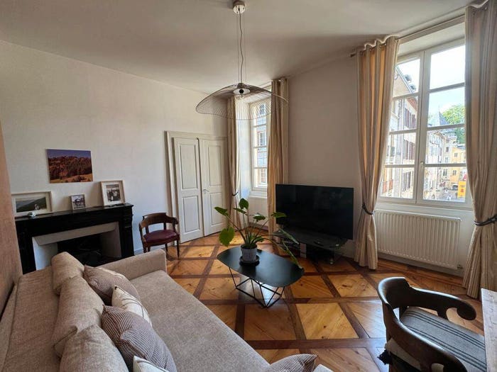 Centre Ville, Chambéry - Appartement 5 pièces à louer