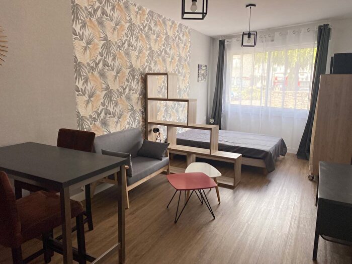Appartement 1 pièce à Pontivy, à louer