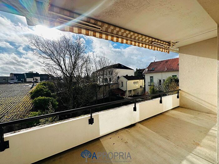 Appartement à louer - Carrieres Bacquin, Dijon - 3 pièces - 2 chambres