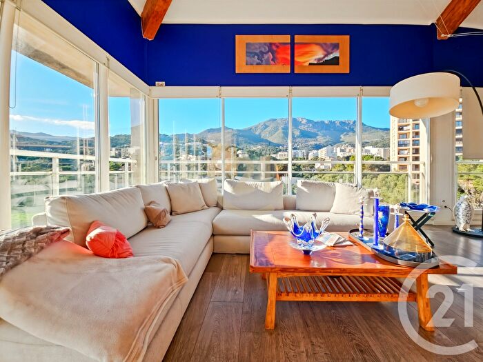 Appartement à vendre - Furiani - 8 pièces - 5 chambres