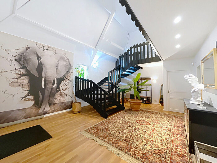 Maison 11 pièces à Dinan, à vendre