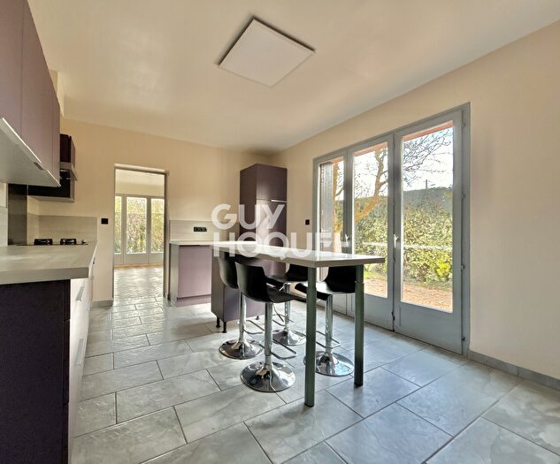 Maison à vendre - Longuerue - 8 pièces - 5 chambres