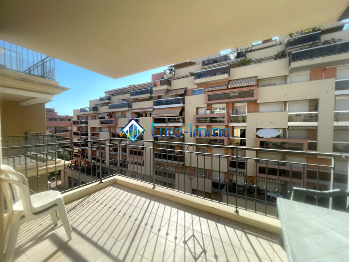 Menton, Hôtel de Ville, Vieille Ville, Musée, Madone, Carnolès : Appartement 2 pièces à louer