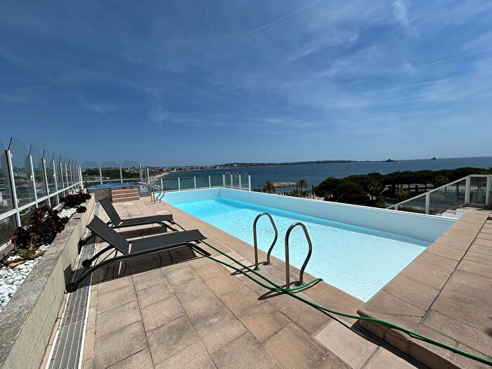 Appartement 2 pièces à Vallauris, Golfe Juan, Vieux Port, à vendre