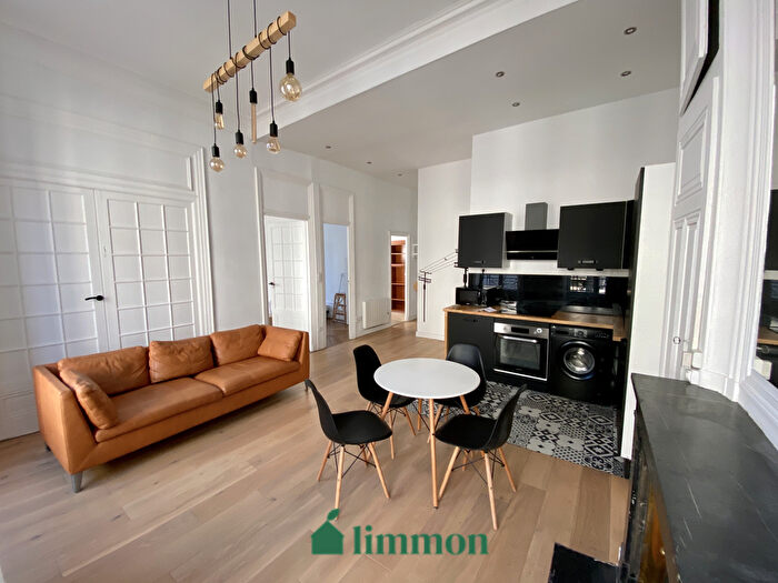 Appartement à louer - Lyon e , Les Brotteaux - 4 pièces - 3 chambres