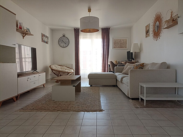 Appartement 4 pièces à vendre à Neuilly-sur-Marne, Carnot, République