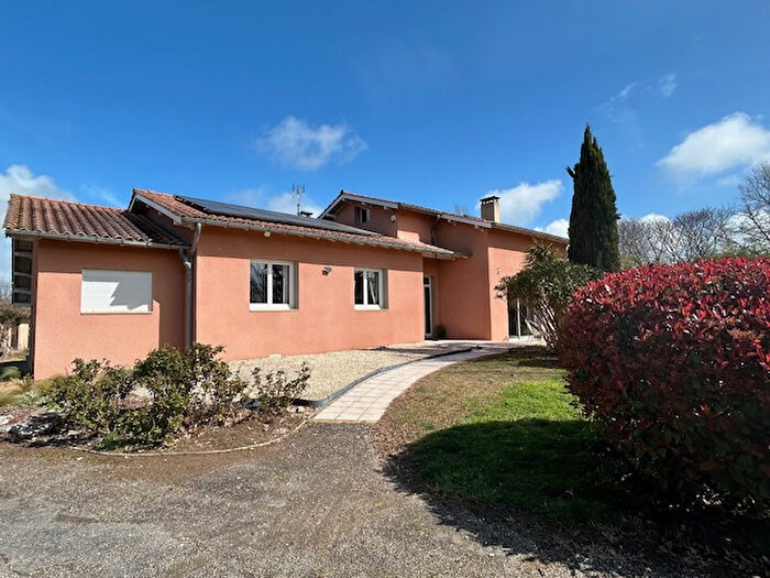 Saint-Étienne-de-Tulmont - Maison 5 pièces à vendre
