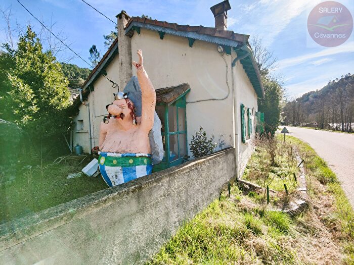 Maison à vendre - Sainte-Croix-Vallée-Française - 7 pièces - 4 chambres