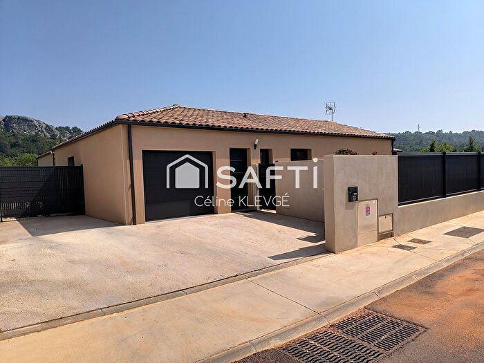 Maison à vendre - Cazedarnes - 5 pièces - 3 chambres