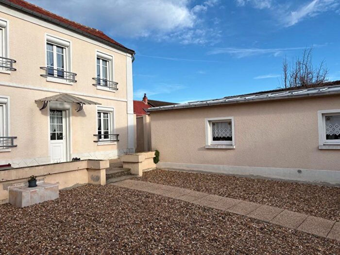 Maison à vendre - Grisy-les-Plâtres - 5 pièces - 3 chambres