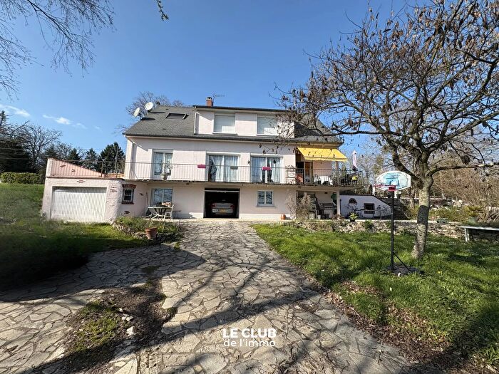 Maison à vendre - La Chapelle-Saint-Mesmin - 9 pièces - 2 chambres