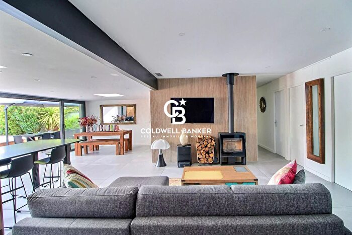 Maison à vendre - Pessac, Bourg - 7 pièces - 5 chambres