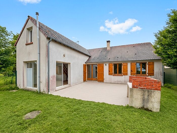Maison 7 pièces à Saint-Sigismond, à vendre