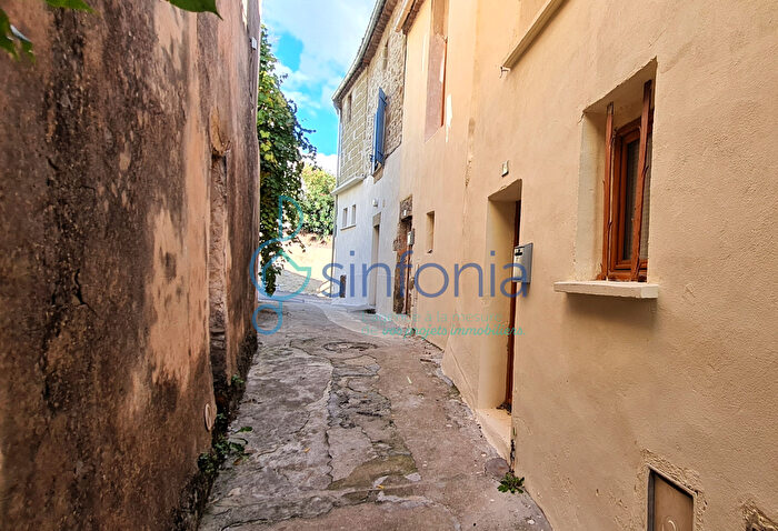 Appartement à vendre - Saint-Quentin-la-Poterie - 3 pièces - 2 chambres