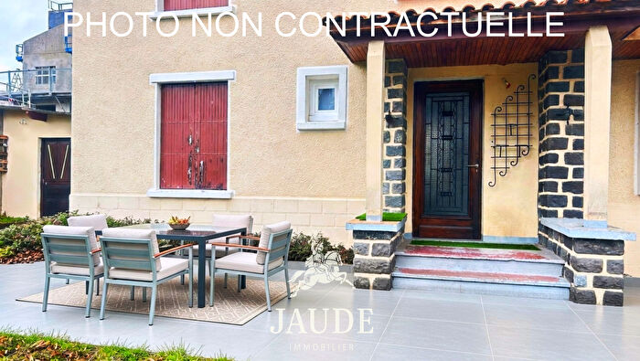 Maison à vendre - Pont-du-Château - 5 pièces - 4 chambres