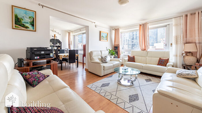 Appartement à vendre - Courbevoie, Gambetta, La Défense - 4 pièces - 2 chambres