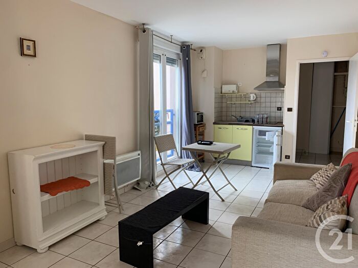Appartement à vendre - Montluçon, Ville Gozet, République, Blanzat - 1 pièce