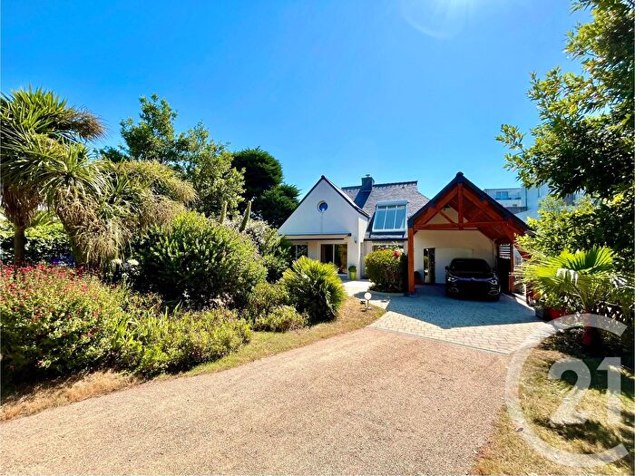 Maison à vendre - Quiberon, Centre-ville, Grande Plage, Port Maria, Goviro, Kervozès - 6 pièces - 5 chambres