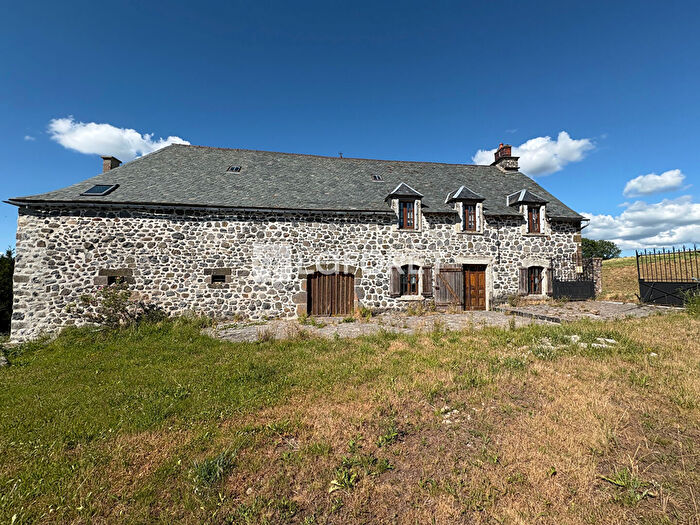 Maison à vendre - Lugarde - 4 pièces - 3 chambres