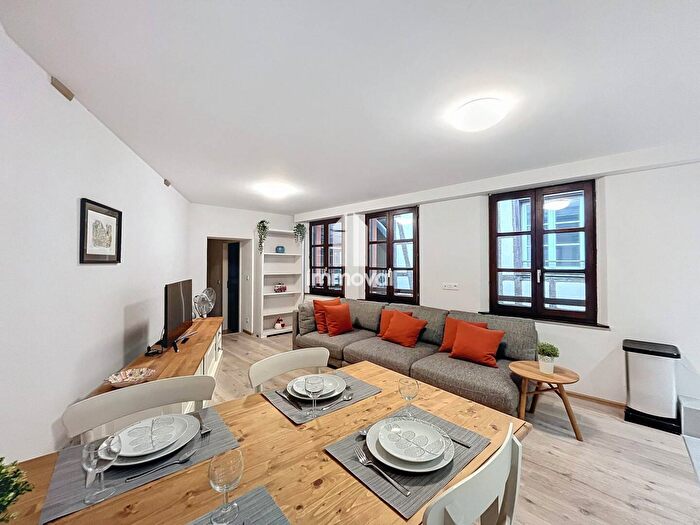 Appartement à louer - Petite France Centre, Strasbourg - 3 pièces - 2 chambres