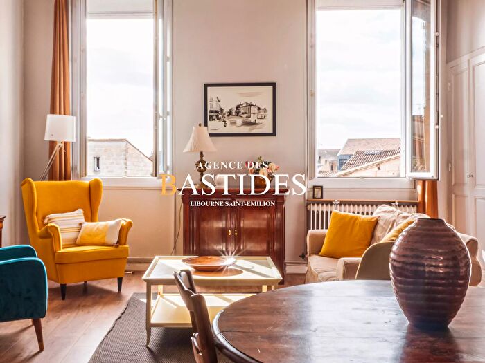 Appartement à vendre - Libourne, Centre-ville, Bastide, Gare - 3 pièces - 2 chambres