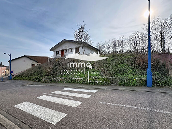 Maison à vendre - Mattaincourt - 4 pièces - 3 chambres