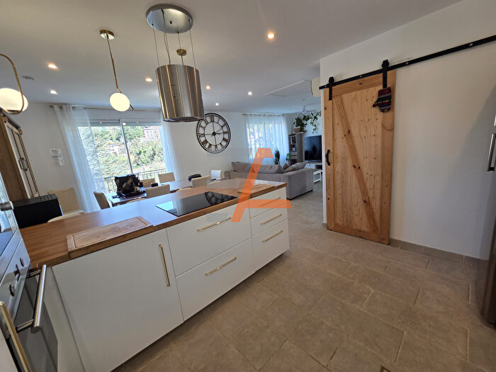 Maison à vendre - Saint-Étienne, Bernay, Valfuret - 4 pièces - 2 chambres