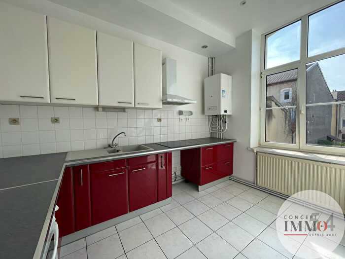 Appartement 4 pièces à louer à Toul, Centre-ville