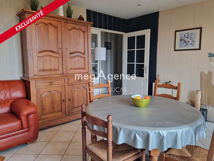 Appartement à vendre - Manneville-sur-Risle - 3 pièces - 2 chambres