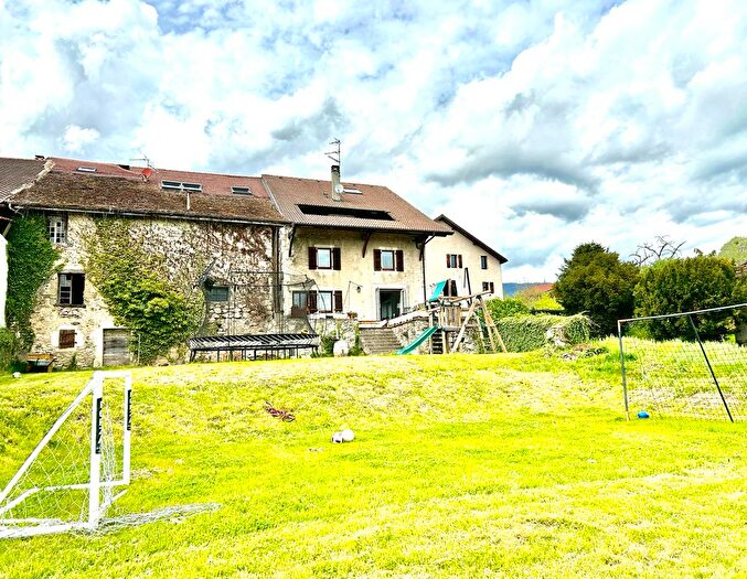 Maison à vendre - Divonne-les-Bains - 8 pièces - 6 chambres