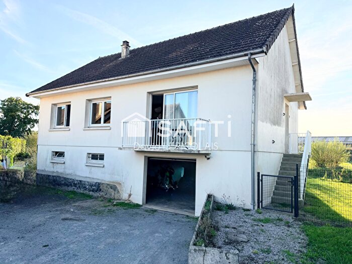 Maison 4 pièces à vendre à Saint-Symphorien-le-Valois