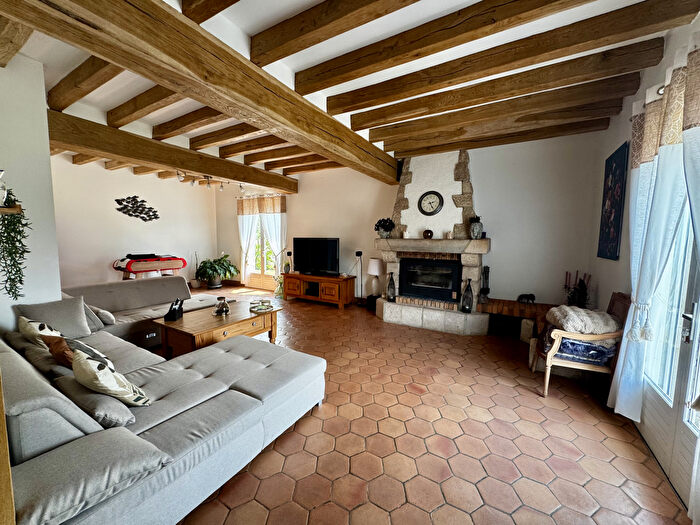 Maison à vendre - Briare - 8 pièces - 5 chambres