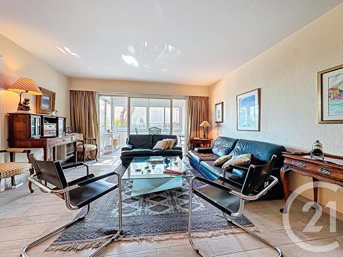 Appartement à vendre - Antibes, Coeur de ville - 3 pièces - 2 chambres